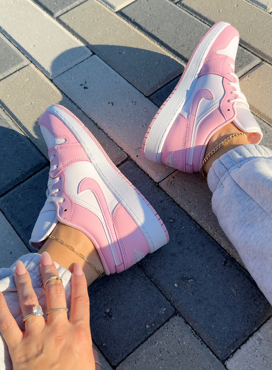 Ballet Pink and White Swarovski Women’s Air Jordan 1 Low Shoes – Pink Ivy